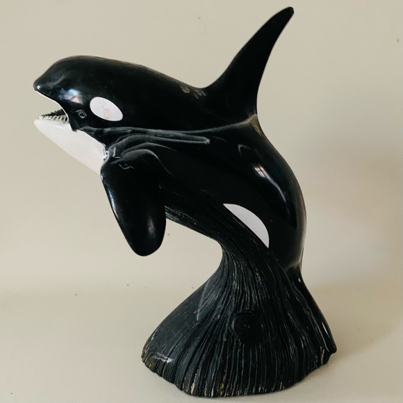 gordon cook | Art | Vintage Sea World Orca Shamu Whale Black Resin ...